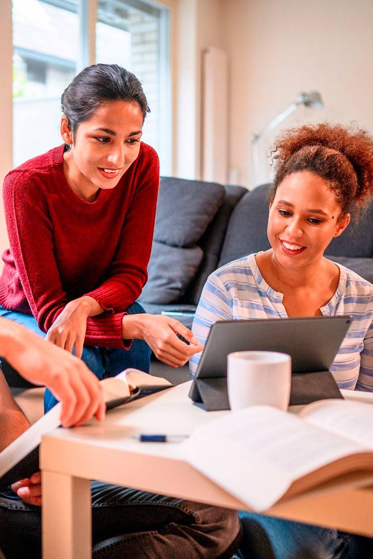 Santander launches the second edition of the Santander X Award | Spain ...