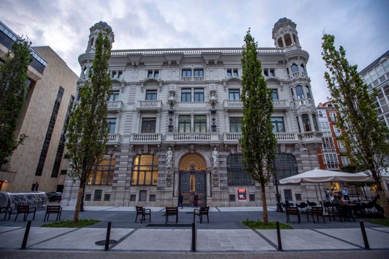 Banco Santander inaugura su nueva sede territorial en Cantabria
