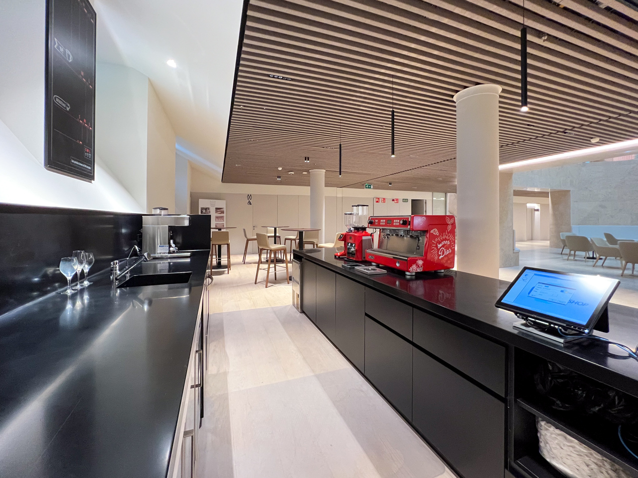 Banco Santander inaugura el Work Café de su sede en Cantabria