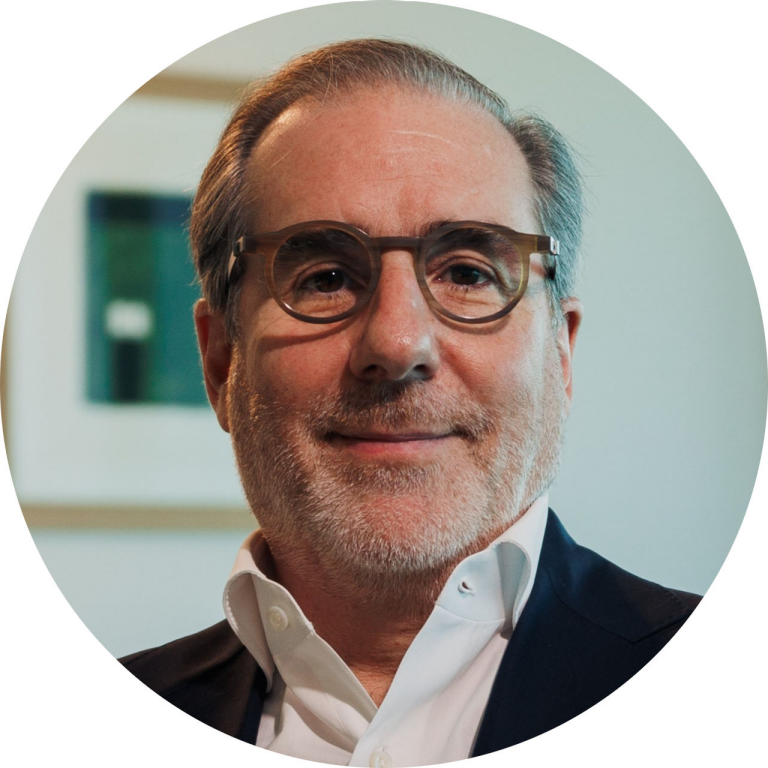 Héctor B. Grisi Checa Biography | Santander International Banking ...